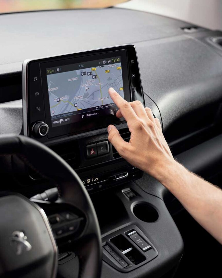 PEUGEOT PARTNER: the utility van for business users